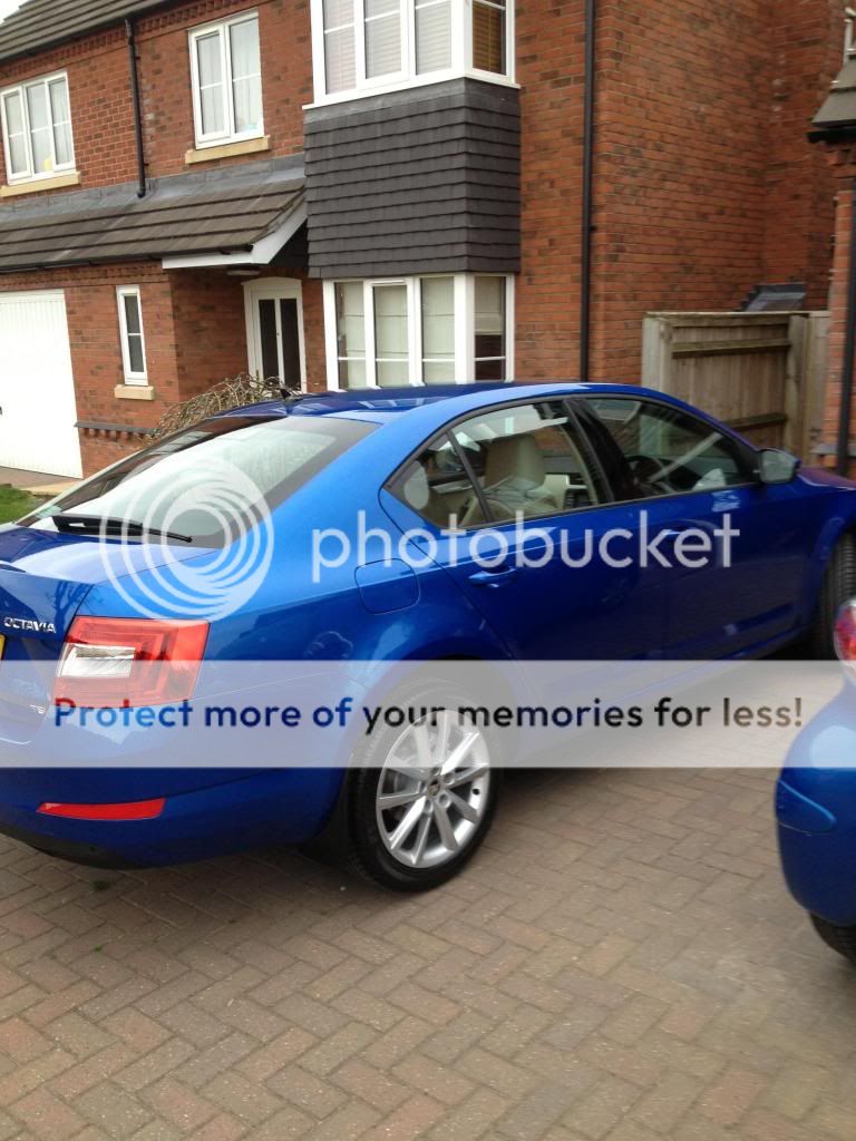 It's here.. 1.4 Race Blue Elegance Hatch - Skoda Octavia Mk3 (2013 ...