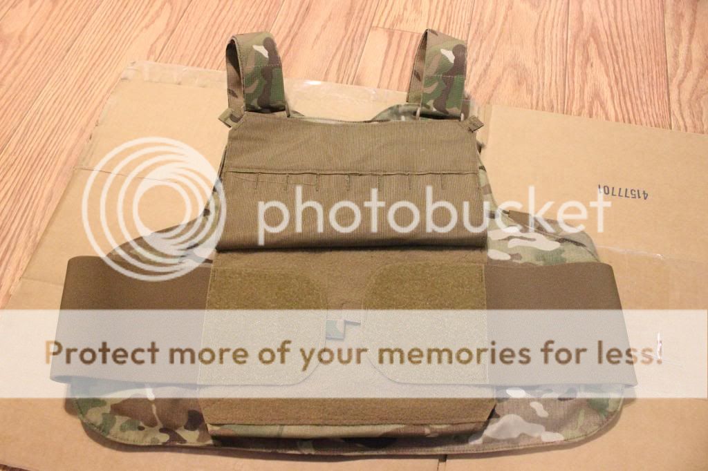 Mayflower R&C Low-Profile Armor Carrier & HSP D3 Chest Rig-Quick Review ...